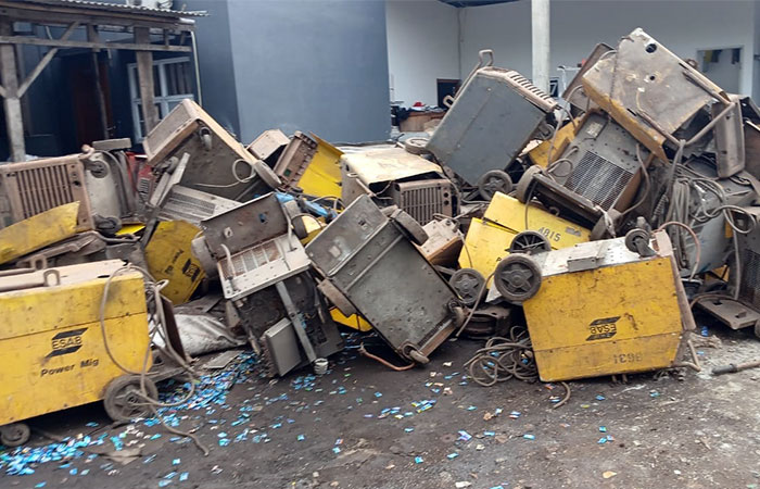 Jual Beli Besi Tua dan Logam Bekas | CV. Sinar Barokah Tujuh Belas